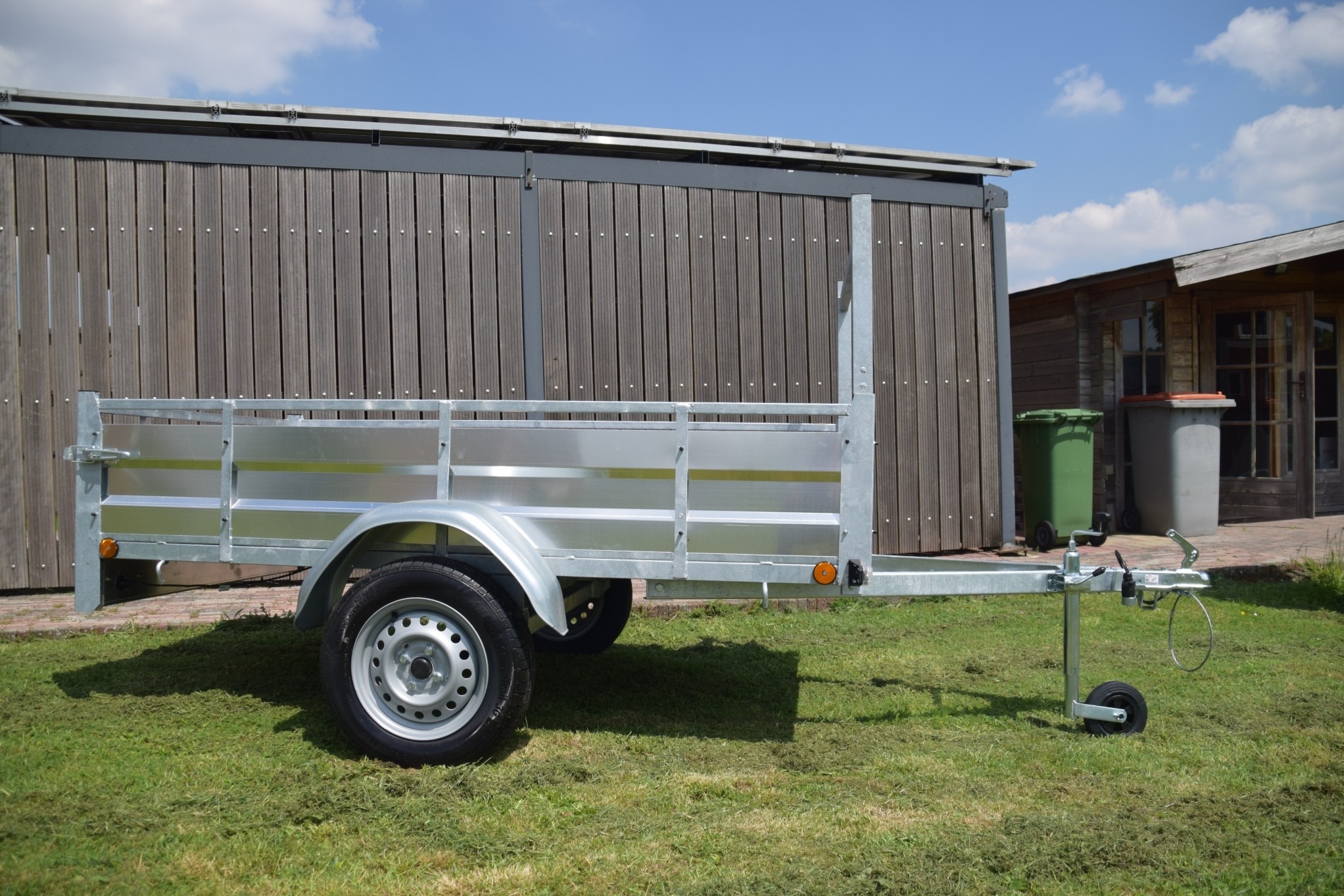 Aanhangwagen 257x132cm, 1 as, 750kg, V-dissel, Aluminium